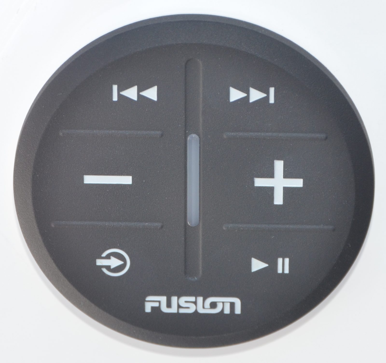 Fusion ARX Remote: simple, effective and convenient - Panbo