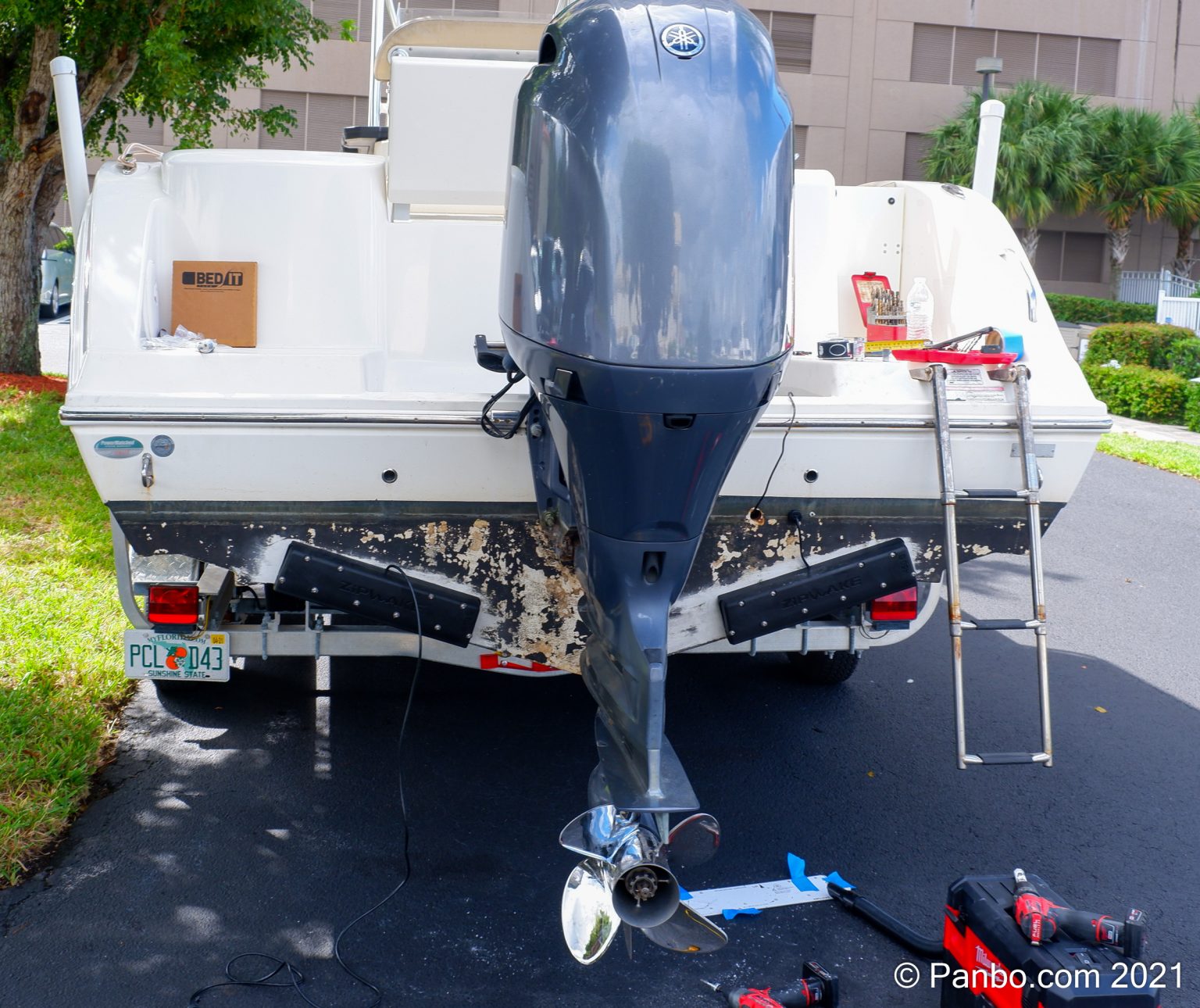 Zipwake interceptors, dynamic trim control installed and tested - Panbo