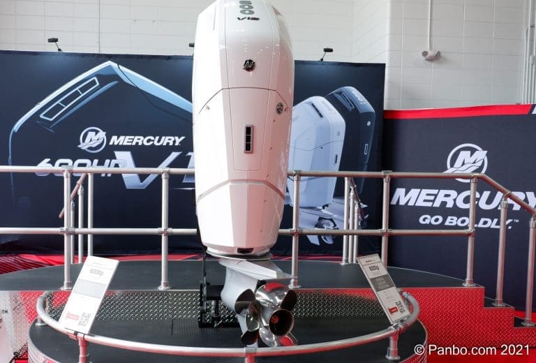 Mercury's new 600hp Verado V12: truly different & surprisingly smooth ...