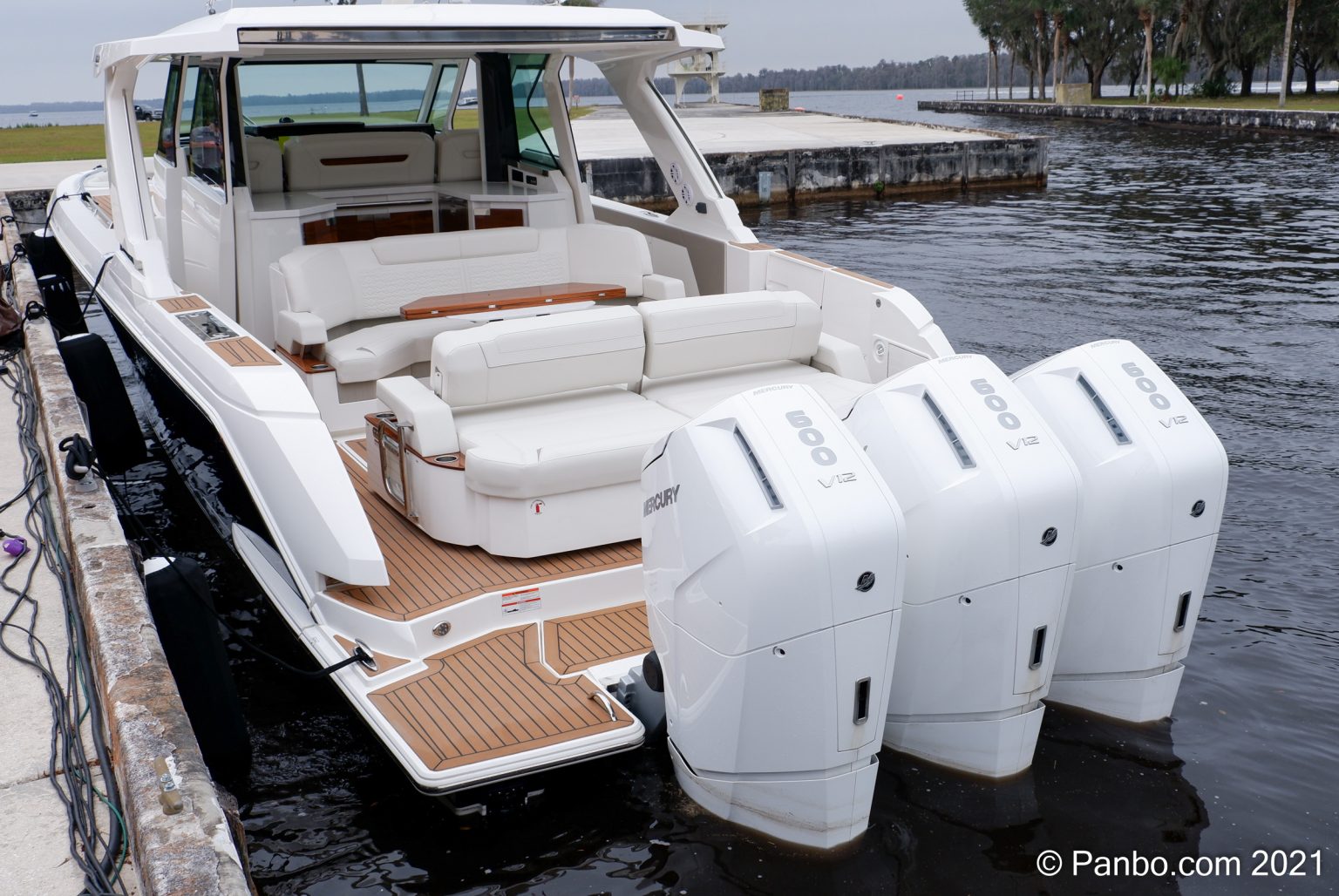 Mercury's new 600hp Verado V12: truly different & surprisingly smooth ...