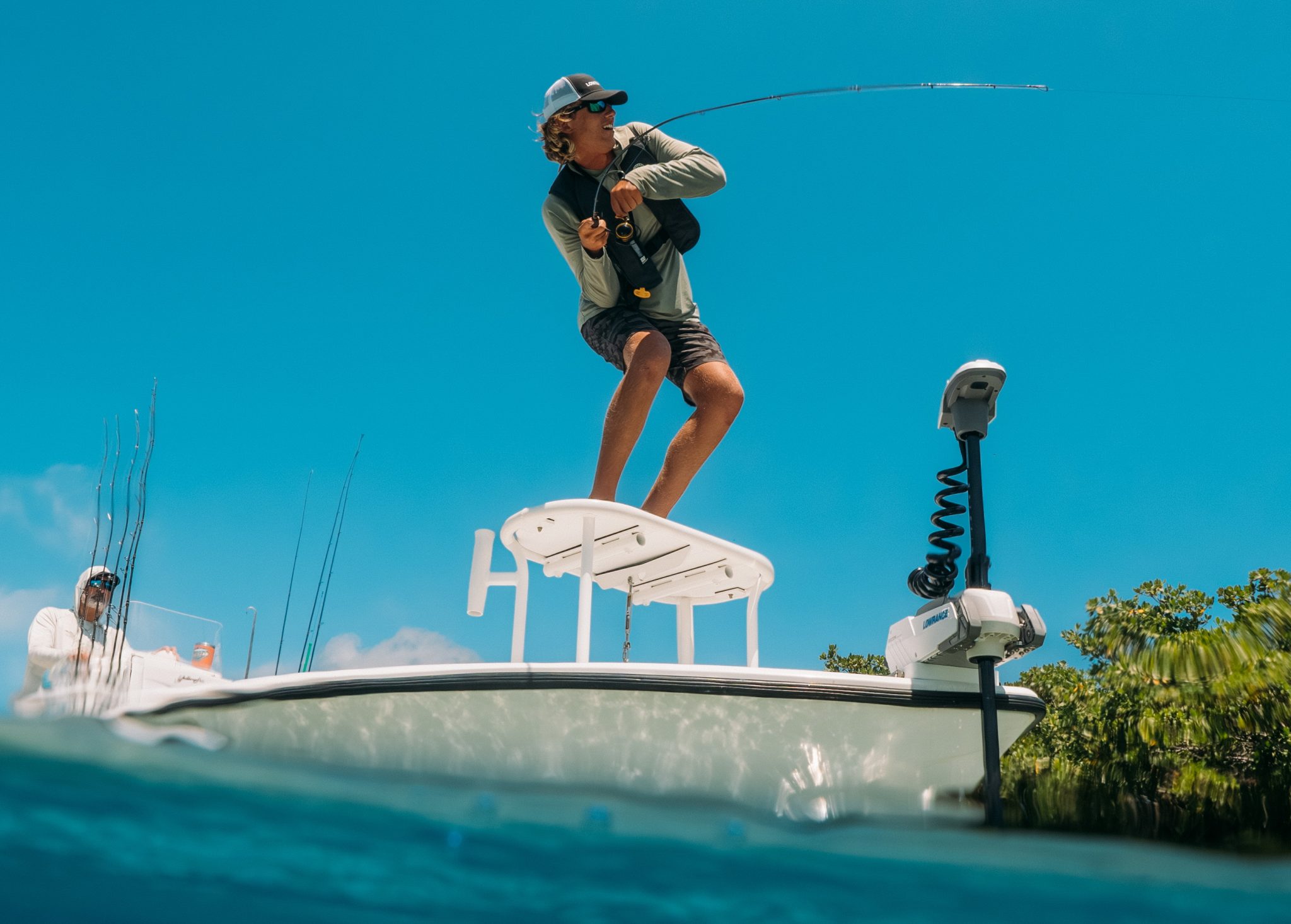 Lowrance Introduces New Recon Trolling Motors Built for Fresh and ...