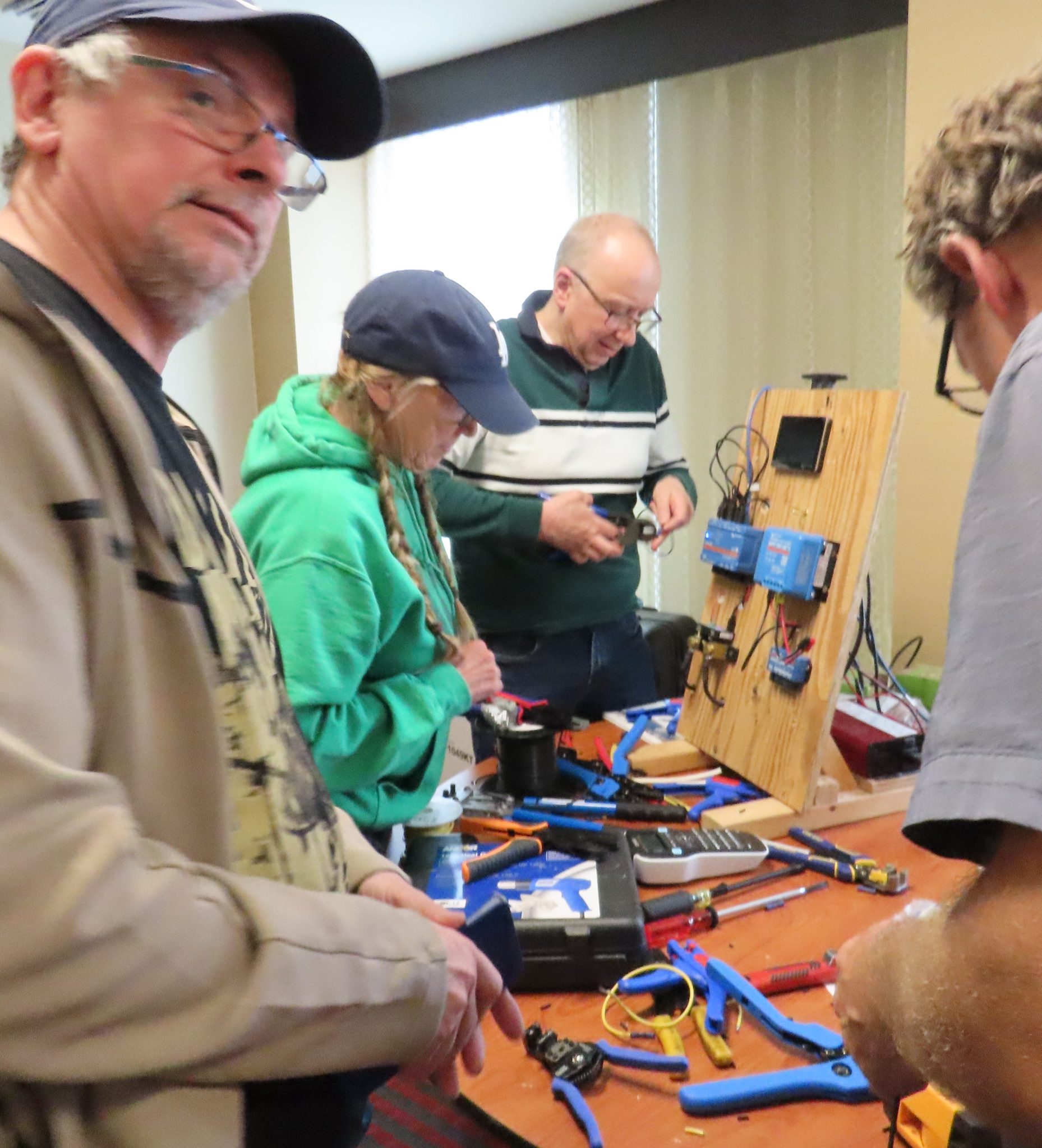 A Deep Dive into Boat Electrical Systems with Nigel Calder - Panbo