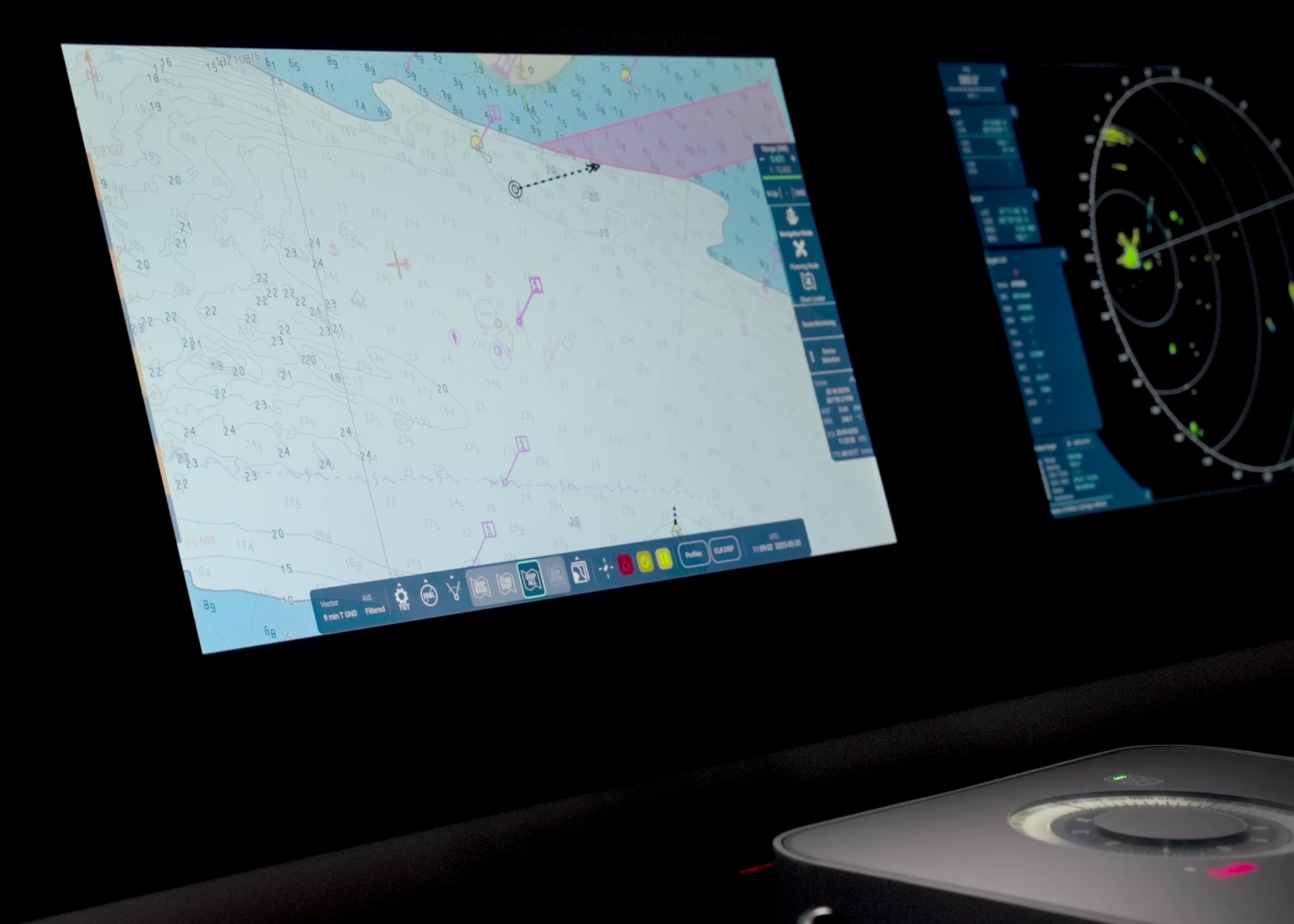 Raymarine Launches Pathfinder ECDIS - Panbo